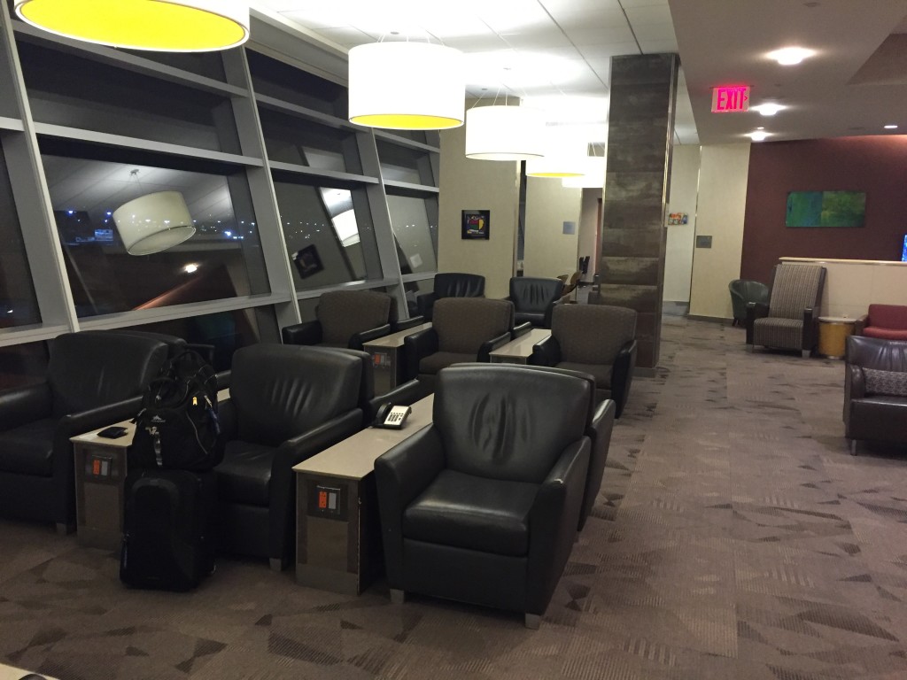 So what happens when you're the only person in an AA Flagship Lounge ...